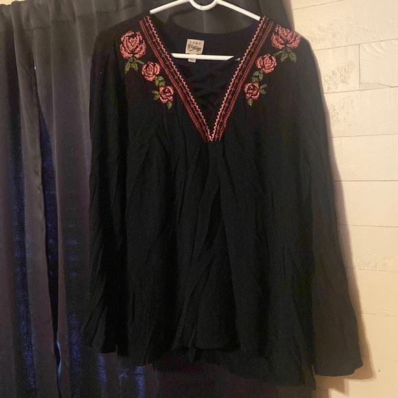 cosmo vintage | Tops | Cosmo Vintage Xl Women Top Stretchy And Bell ...